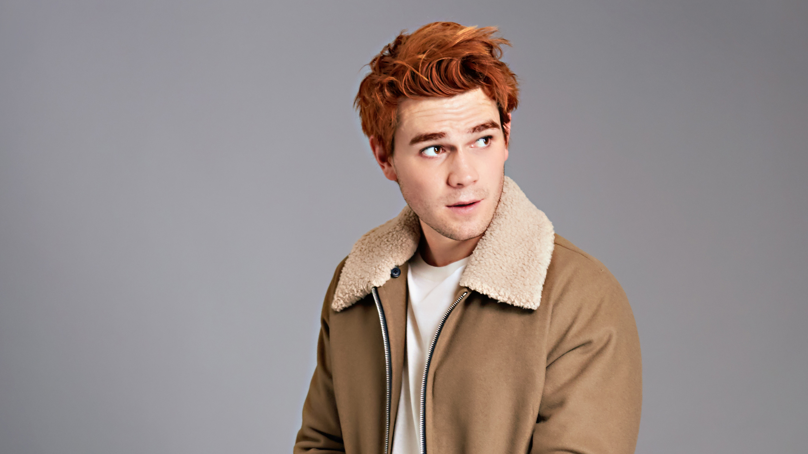 KJ-Apa-cosas-que-no-sabias-de-el | El Aquelarre
